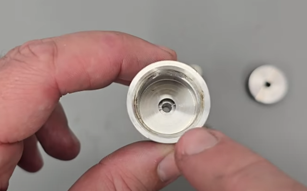 This is what a good M2 valve face looks like - Daystate